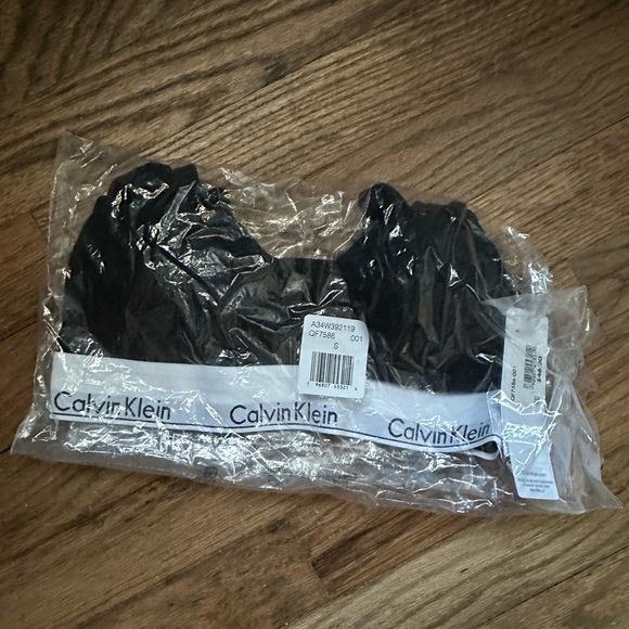 Calvin Klein | Intimates & Sleepwear | Calvin Klein Bra | Poshmark
